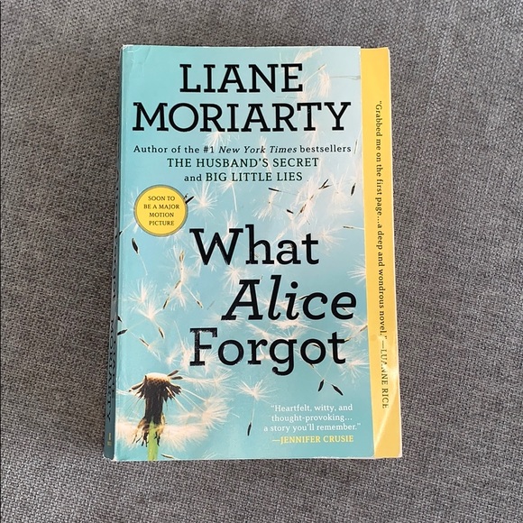 Other | Paperback Novelwhat Alice Forgot By Lianemoriarty | Poshmark